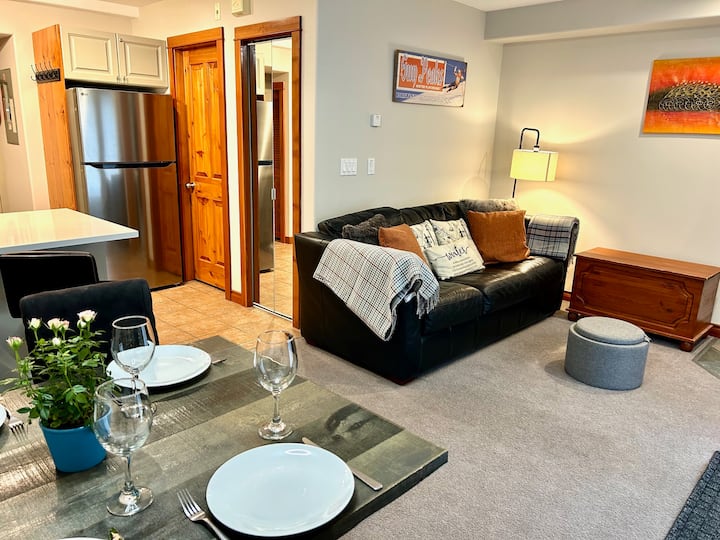 Sun Peaks Ski In Ski Out Suite - Sun Peaks