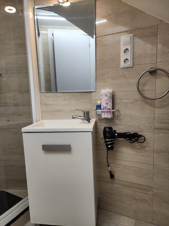 Luminoso Loft Para Parejas - Madryt