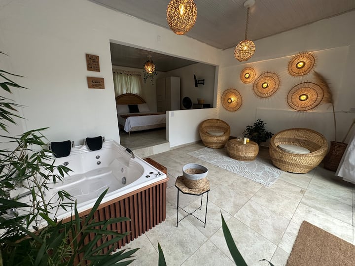 Cabaña En La Montaña Con Jacuzzi - Meta