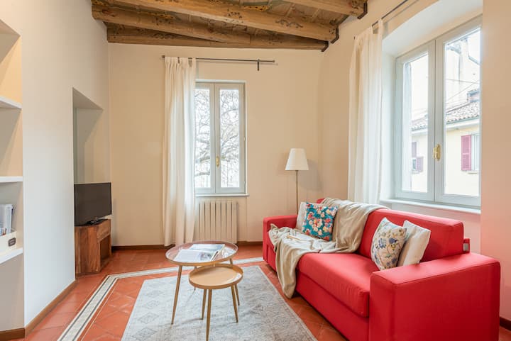 Rego Apartments- Charming Flat Beams & Museum View - 