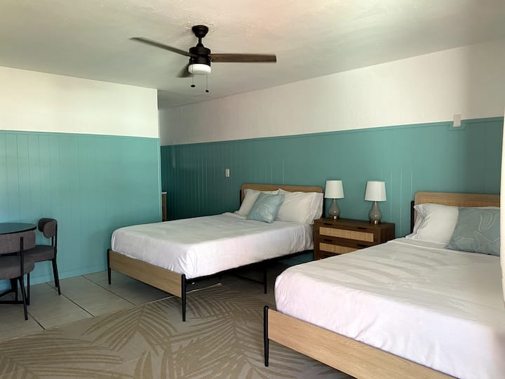 Oasis Palms - Premier Studio 2 Queen - Treasure Island, FL