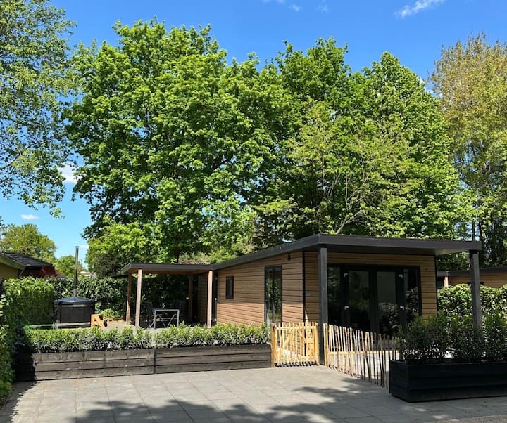 Schitterend Luxe 6-persoons Chalet Met Hottub. - Ermelo