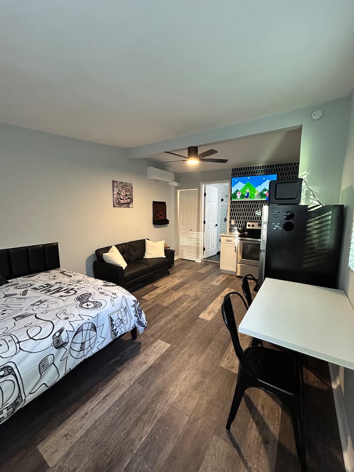 Level Up Studio - Jacksonville, FL