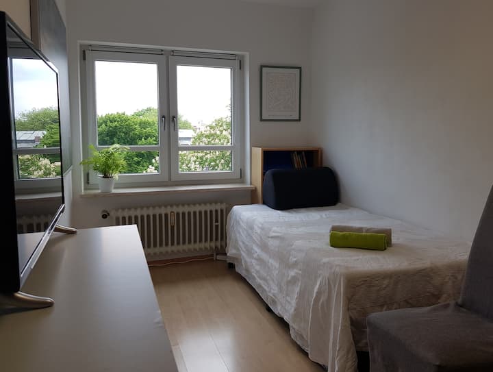 Messezimmer, Zentral Gelegen, 1a Verkehrsanbindung - Munich