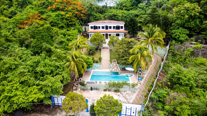 Ocean View Villa@surf City+waterfall+pool+starlink - El Salvador