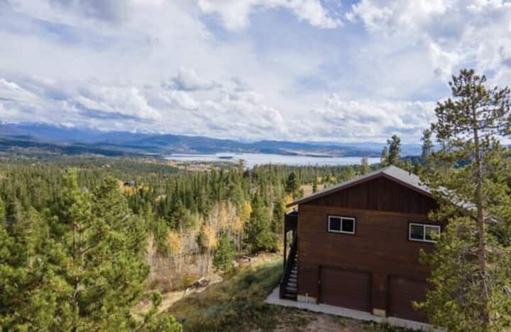 L'ours Haus
Cozy Rustic Cabin Pet Friendly - Grand Lake, CO