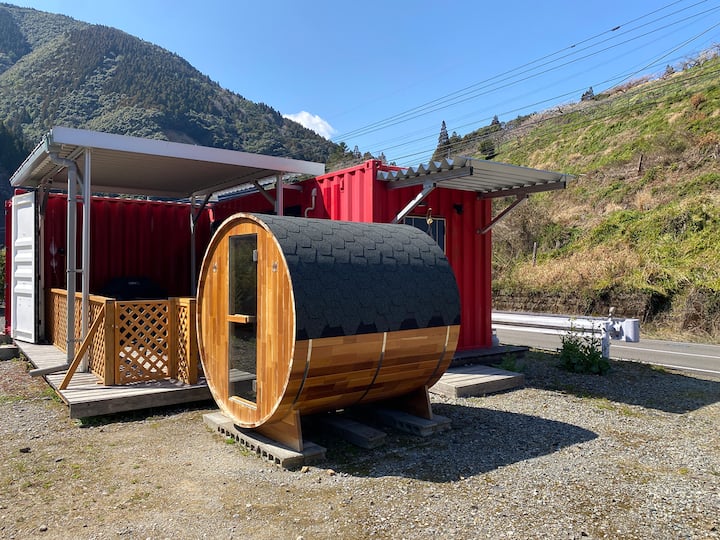 【最大4名様】プライベートサウナ付きコンテナホテル※禁煙 - Japan