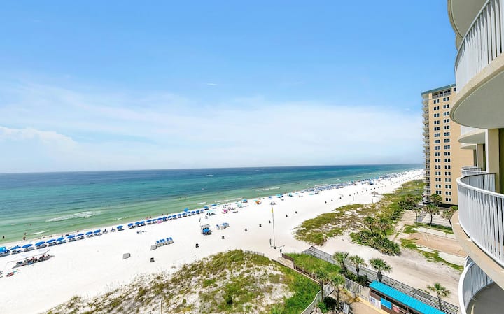 Beachfront Condo | Stunning Gulf Views | Sleeps 8 - Panama City Beach, FL