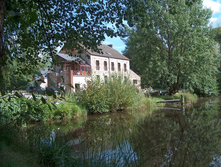 Gîte Rêve D'eau - Pisciculture De Cendron, 10p, 3* - Signy-le-Petit