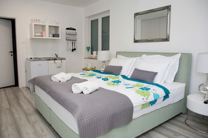 Villa Mila I Studio Premium With Terrace (2+0) - Portorož