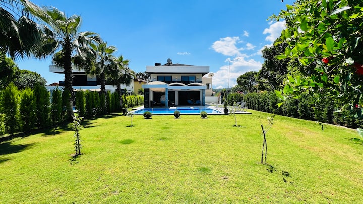 Hollywood Villa B Blok - Çamyuva