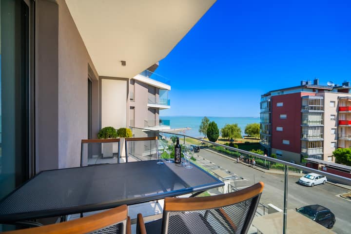 Myflat Coral Beach44 Premium - Pool - Siófok