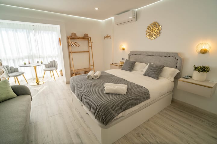 Estudio Moderno Con Vistas Al Mar - Benalmádena