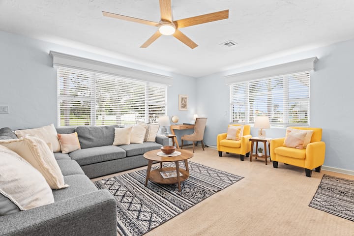 Comfortable Coastal Retreat. 2 Blocks From Beach - 베니스