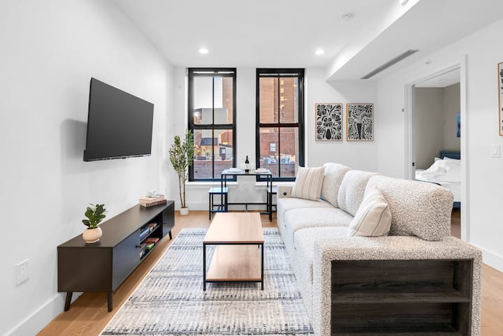 Cozy Luxe 1br –20 Min To Nyc, Rooftop & Gym Access - Bayonne, NJ