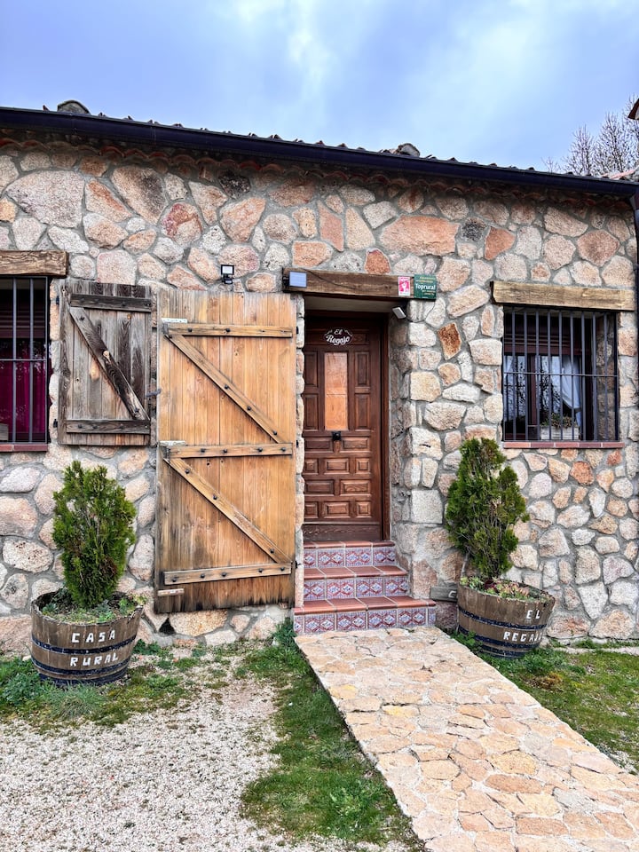 Casa Rural El Regajo - Tenzuela - Torrecaballeros