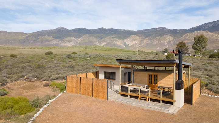 Rugged Eden - Spekboom, Shepherds Wagon - Montagu