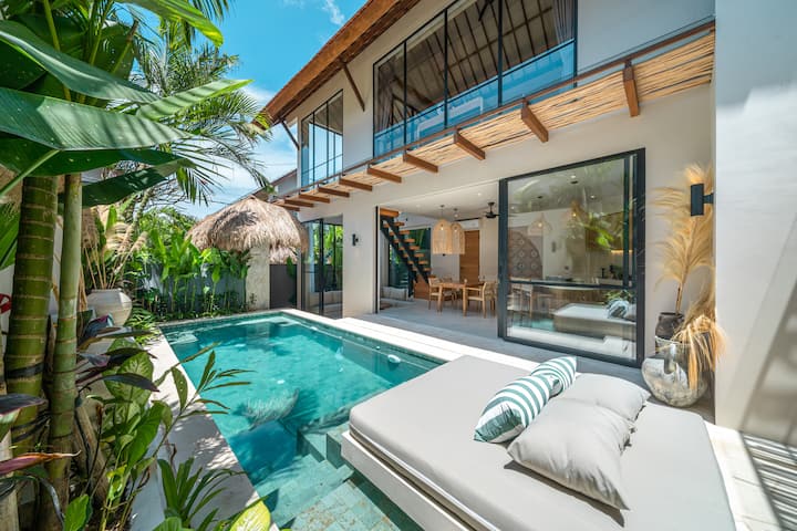 Tropical Bliss: 2br Villa, Short Stroll To Beach - Australië