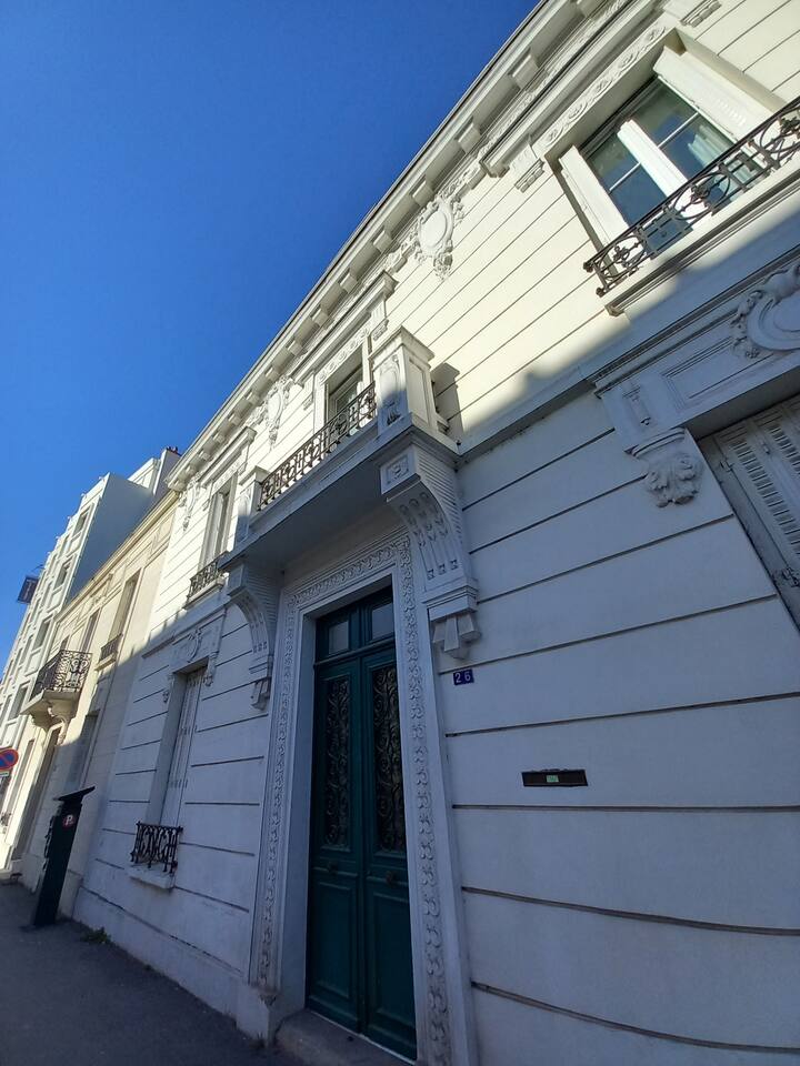 Maison De Charme Au Centre D'epernay - 6 Chambres - Épernay