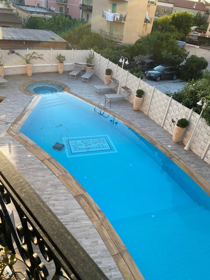 Cellina Con Vista Piscina E Posto Auto Riservato - Agropoli