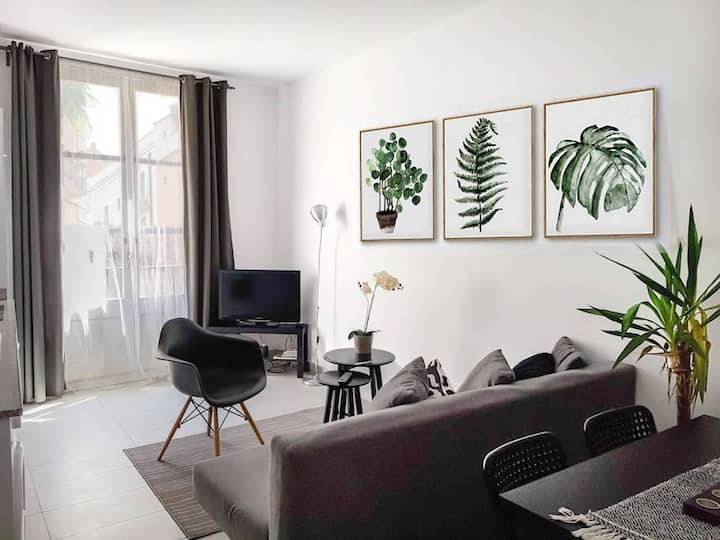 Cozy Old Town Escape, Beach 10 Min Walking - Barcelona