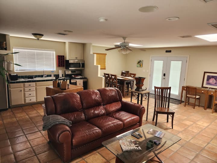 Large Cave Creek Casita 
Near Town W/ Great Views - Cave Creek