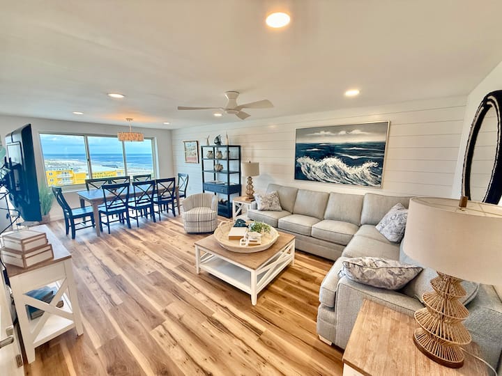 Stylish Oceanfront Condo | Updated + Pool Access - Wildwood, NJ