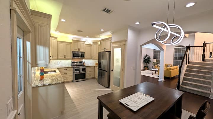 Fully Furnished 4br W.plano Home - 플레이노