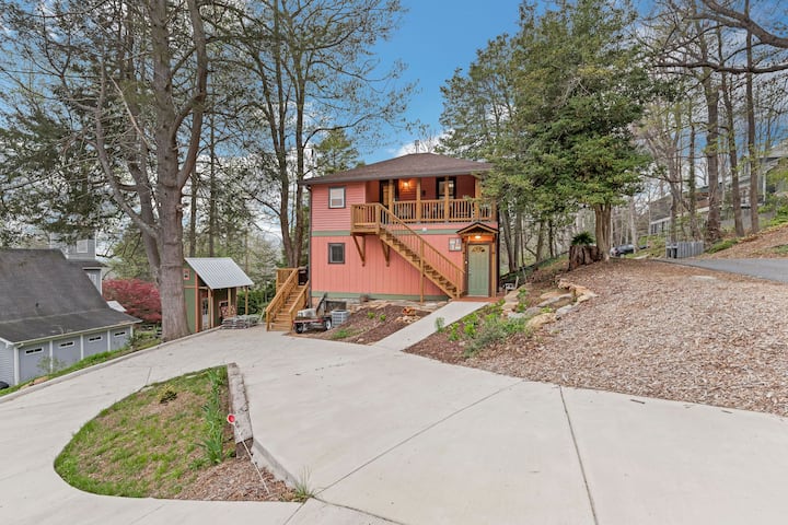 Pink Flat-minutes From Downtown Saluda-king Beds - Saluda, NC