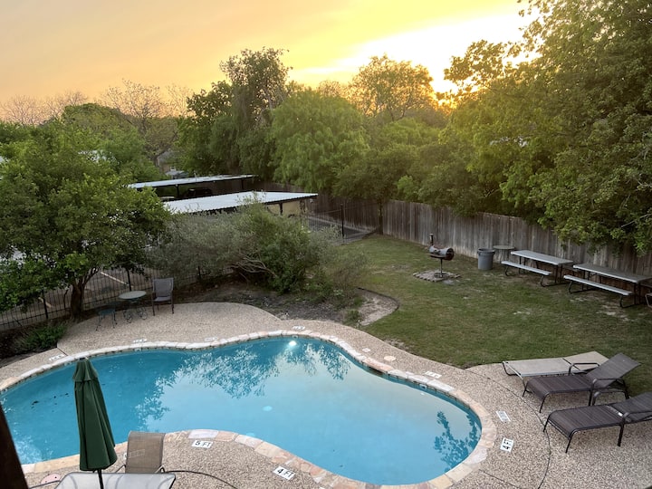 Peaceful River Views/guadalupe Access/2-2/sleeps 6 - New Braunfels, TX
