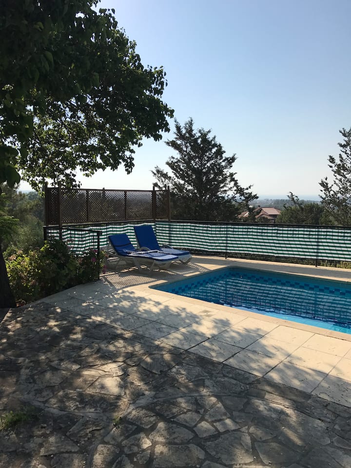 Villa Alison With Private Pool - Kyrenia