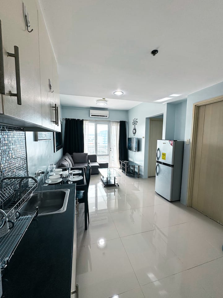 Mall Of Asia 2br Condo At Sea Residences + Wifi - Parañaque