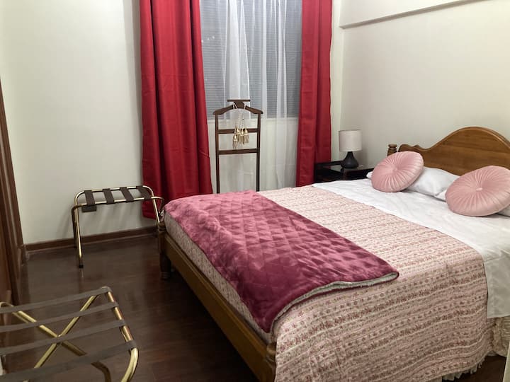 Departamento Amplio En Santiago Centro Plaza Armas - Chile