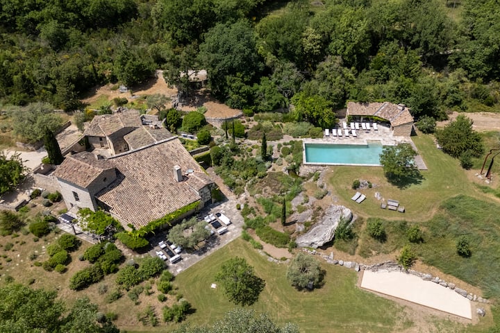 Domaine Mas De L'aiguebrun. Piscine Et Tennis. 15p - Bonnieux