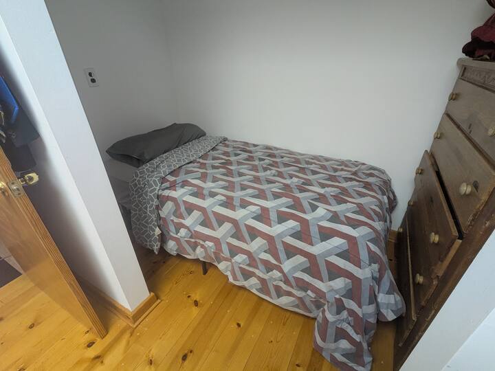 Yale's Best Suites All Amenities - Room #3 - New Haven, CT