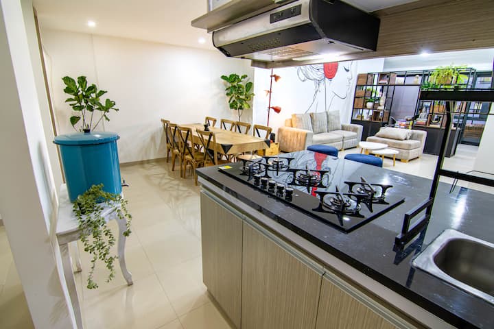 Amplio Apartamento En La Zona Rosa - Bogotá