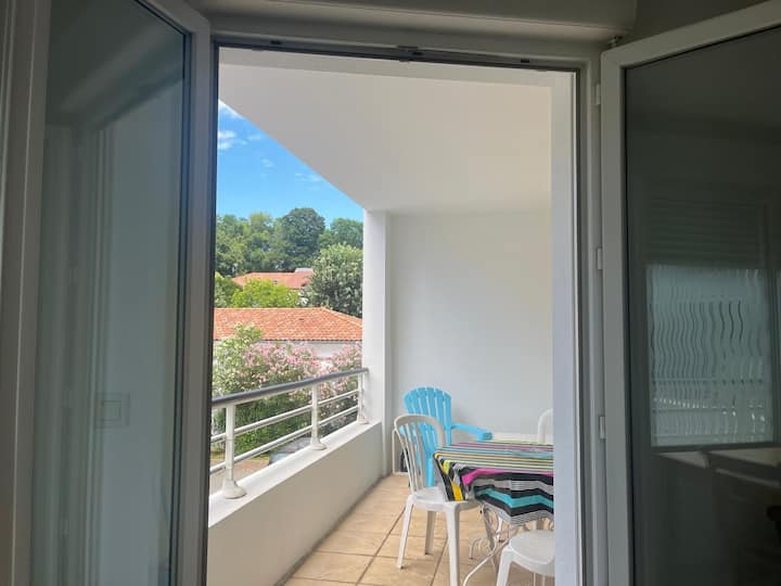 Appartement Bayonne à Pied Centre 31 M2 + Balcon - 베이온
