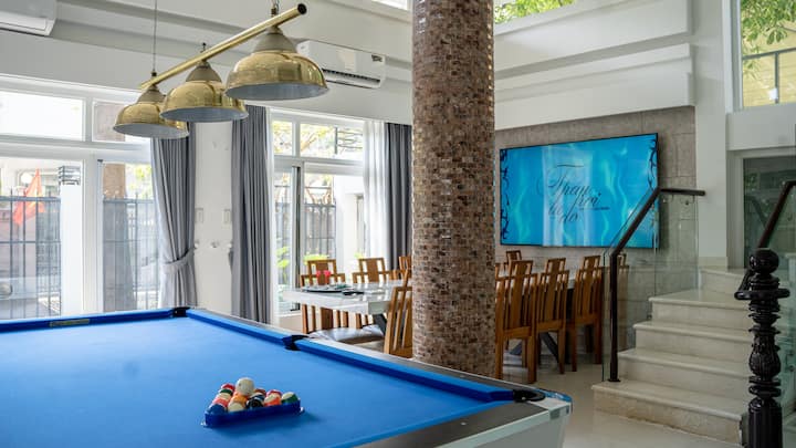 Private 8 Br 9 Wc Pool Villa Karaoke Billiards Bbq - ホーチミン