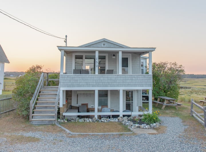 Traditional Maine Beach Cottage - Wells, ME