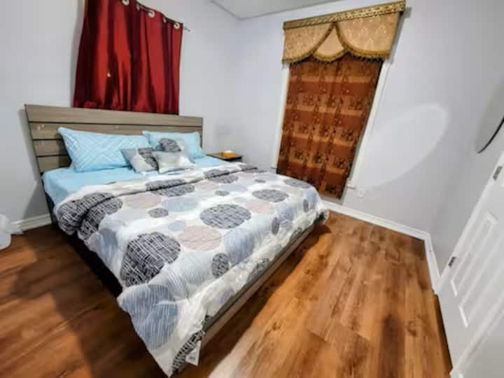 1-bedroom Apartment - Niagara Falls