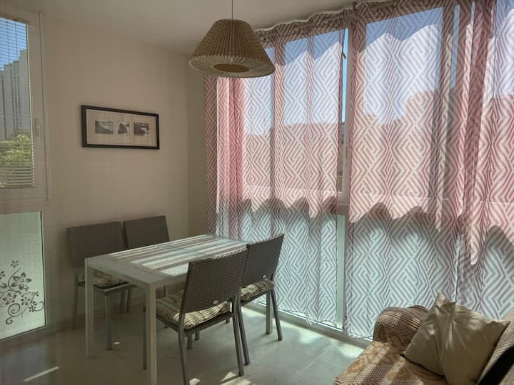 New&light, Wi-fi, Private Parking, Pool, Aircon - Villajoyosa