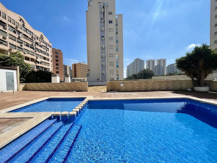 Tranquilo Y Luminoso Al Lado De Playa. - La Nucia