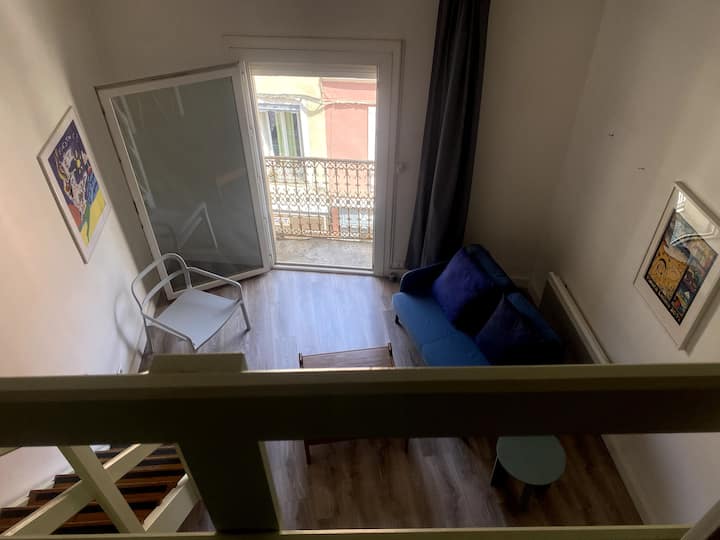 Joli Duplex En Centre-ville
Idéal Demi-saison - Sète