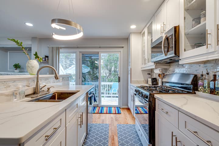 Peacefulluxury Townhomekitchenlaundryworkspacmetro - Reston, VA