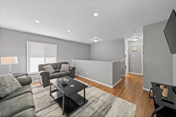 Richton Park Rental - Frankfort, IL