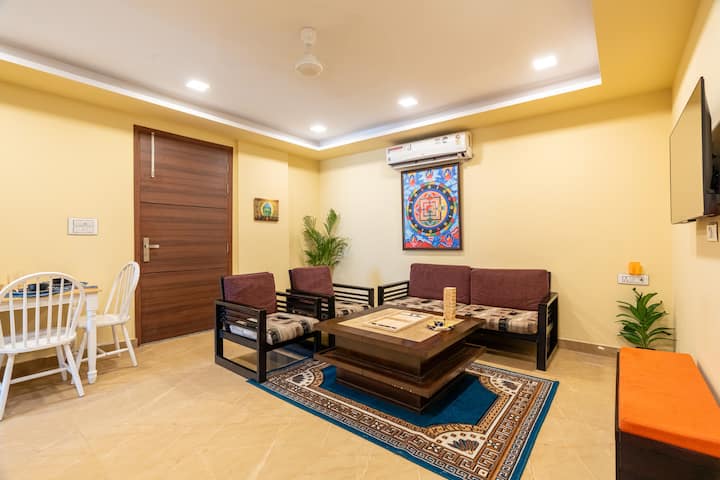 Homlee-legacy 3bhk Flat In Central Del-lift - Ghaziabad