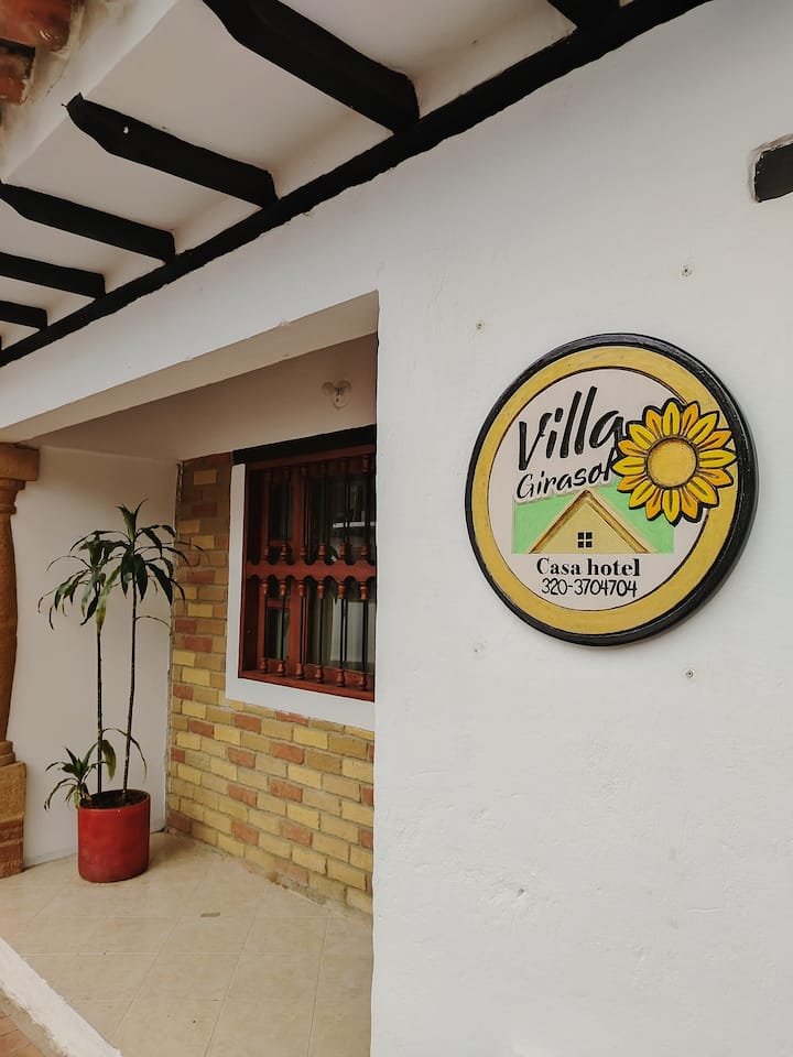 Hospedaje Grupos Y Familias A 5 Calles De La Plaza - Villa de Leyva