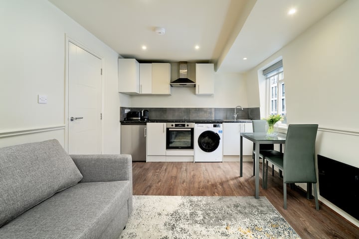 Two Bedroom Loft In Fitzrovia- Sleeps5! - Bloomsbury