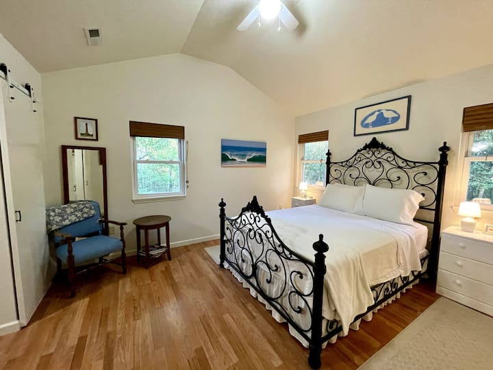 Pool • Outdoor Shower • Woods & Waves Kitty Hawk - Southern Shores, NC