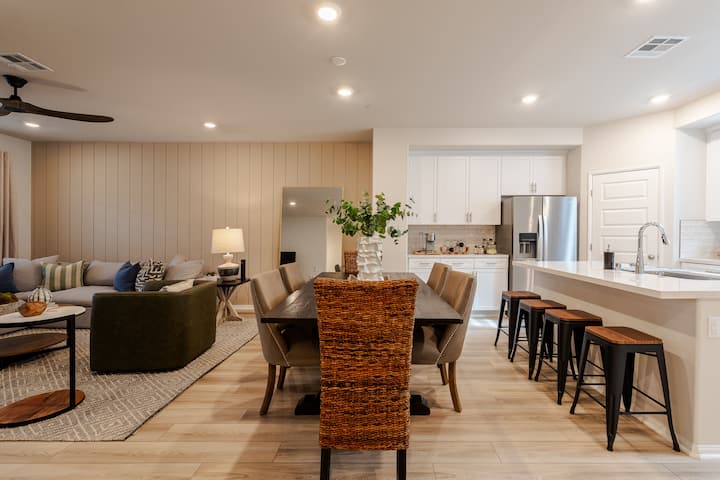 Temecula 3br-pet Friendly-ev Charger-pool-spa - Murrieta, CA